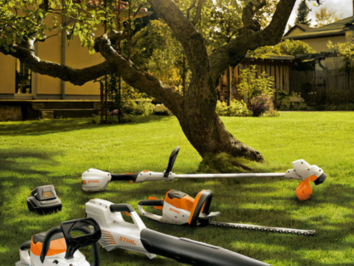 Petrol garden tools store